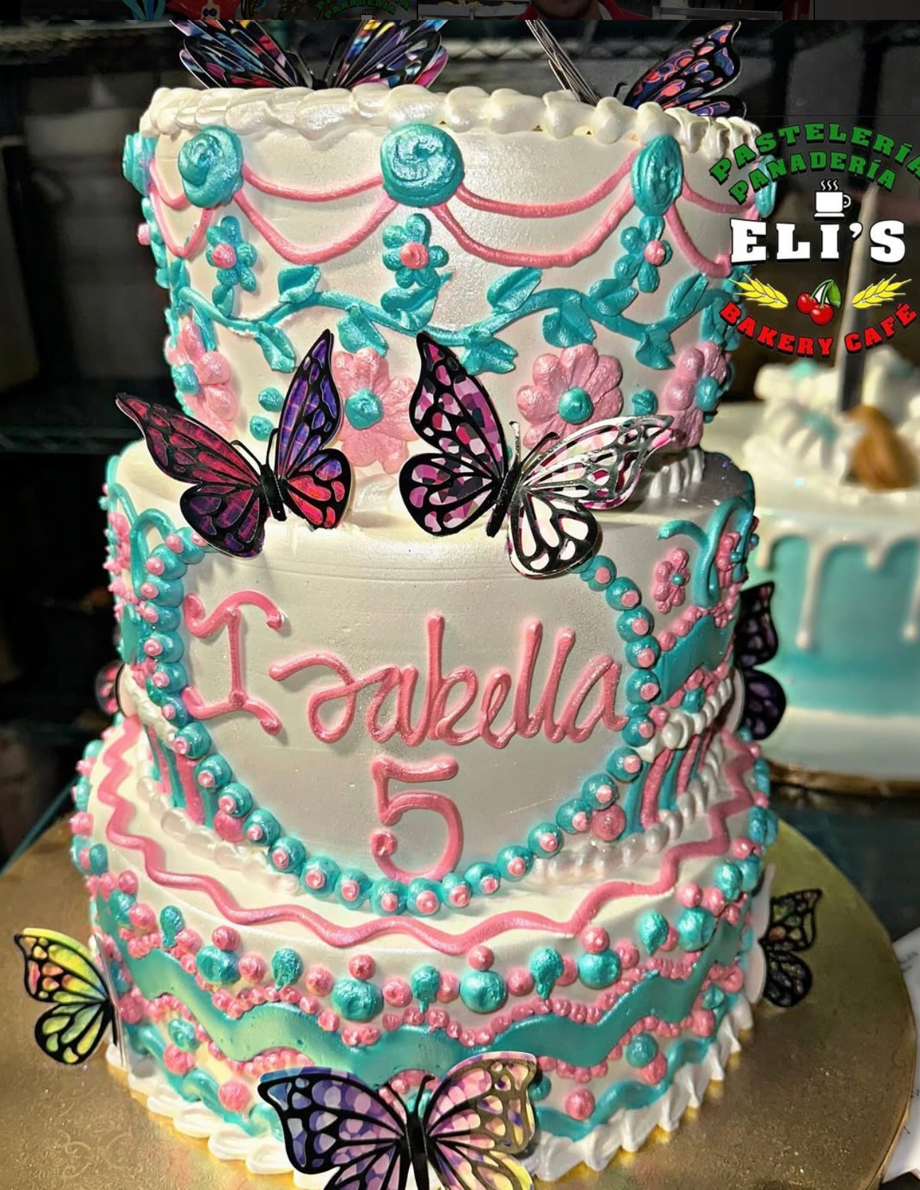 Eli's Bakery Cafe | Pastelería y Panadería Tradicional